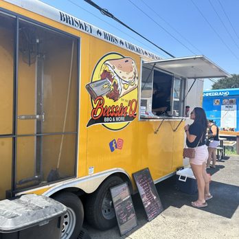 BUSSIN’ Q - Updated September 2025 - 69 Photos & 45 Reviews - 125 Lamar ...