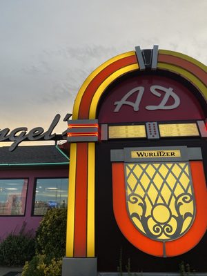 ANGEL’S DINER - Updated November 2024 - 183 Photos & 233 Reviews - 1402 ...