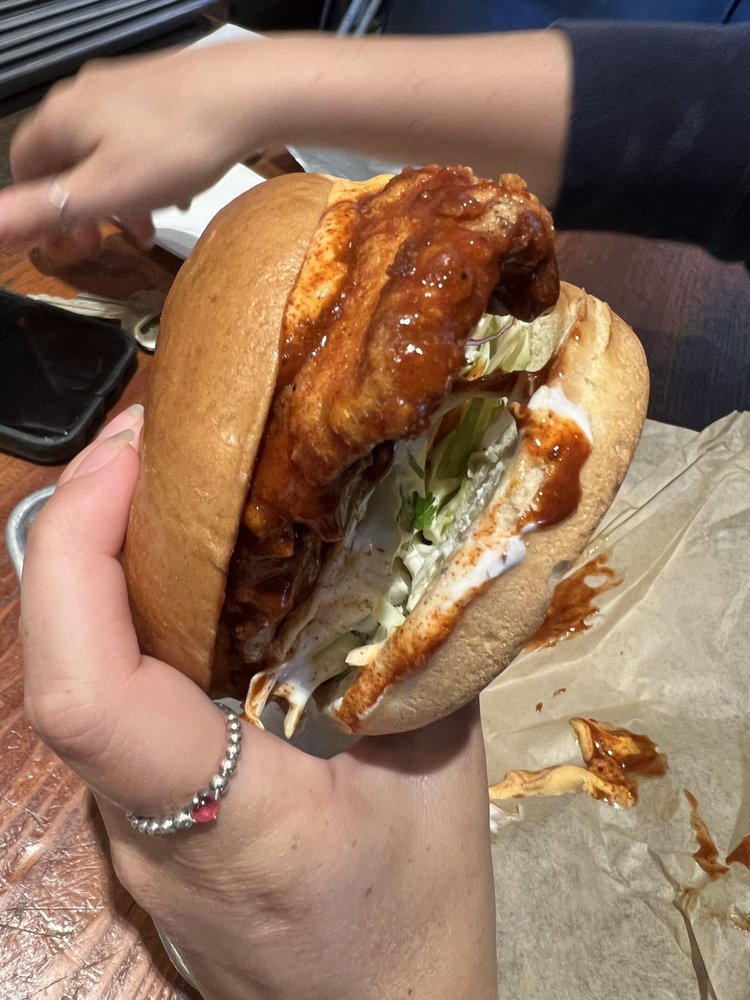 THE HUB - Updated January 2026 - 167 Photos & 190 Reviews - 882 Sir ...