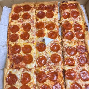 JIMMY NENO’S PIZZERIA & TAPROOM - Updated August 2025 - 7172 Warren ...