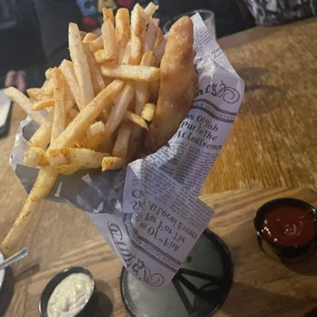 GROGGS TRADITIONAL IRISH PUB - Updated July 2025 - 150 Photos & 152 ...