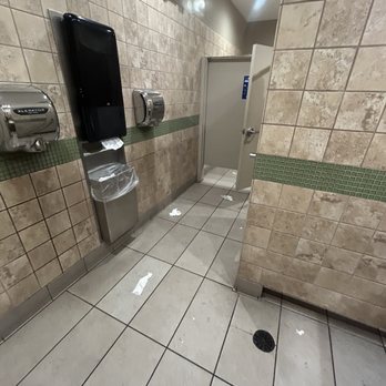 RACETRAC - Updated December 2025 - 68 Photos & 16 Reviews - 13631 ...