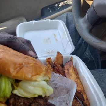 BURGER BOSS TO GO - Updated January 2026 - 40 Photos & 19 Reviews ...