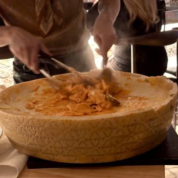 ROMAN WOLVES - Updated January 2025 - 812 Photos & 388 Reviews - 1980 ...