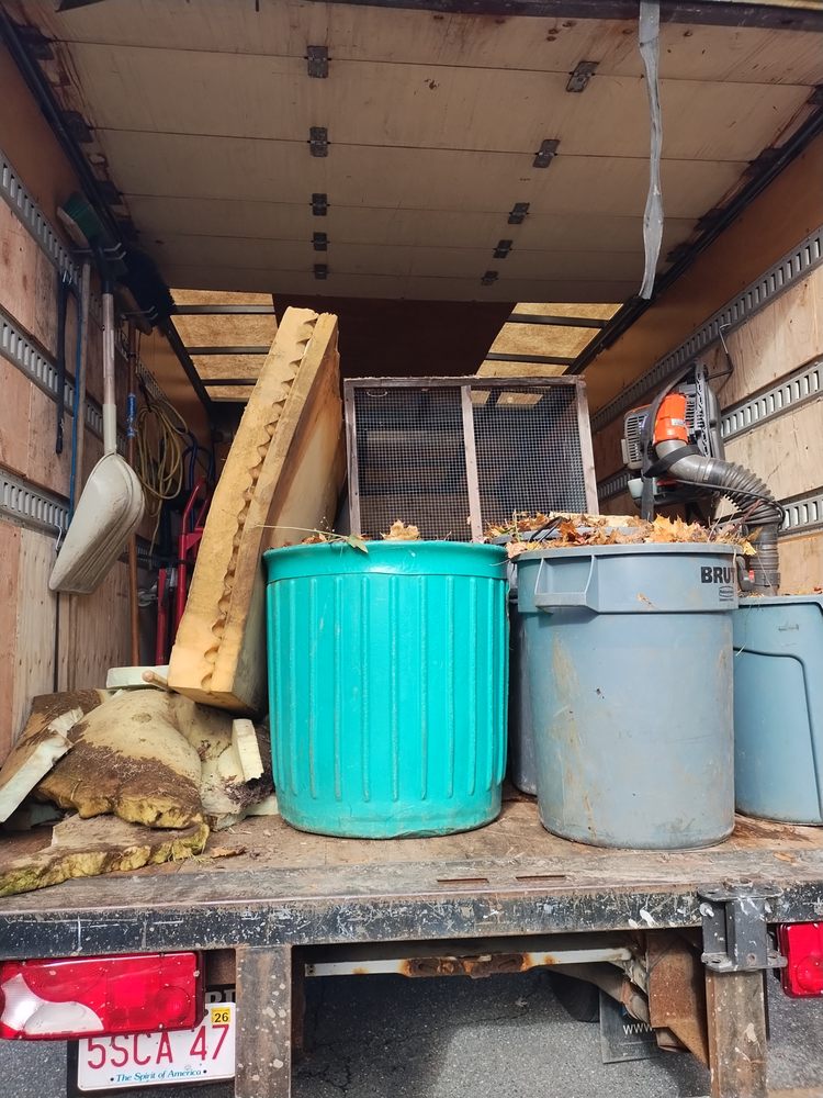 TOSS JUNK - Updated December 2025 - Request a Quote - Peabody ...