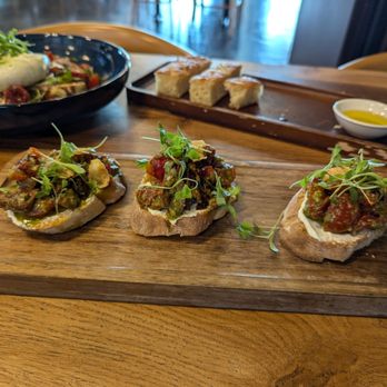 DUA ITALIAN CUISINE AND STEAK HOUSE - Updated November 2024 - 97 Photos ...