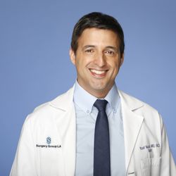 YOSEF NASSERI, MD - 10 Photos & 23 Reviews - Surgeons - 8635 W 3rd St ...