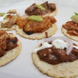 GUISADOS - 2796 Photos & 2657 Reviews - 2100 East Cesar E Chavez Ave ...
