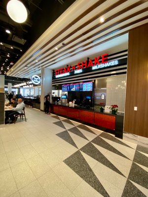 STEAK AND SHAKE - Updated August 2024 - 37 Photos & 41 Reviews - 200 E ...