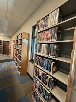 HUTTO PUBLIC LIBRARY - Updated October 2025 - 50 Photos - 500 W Live ...