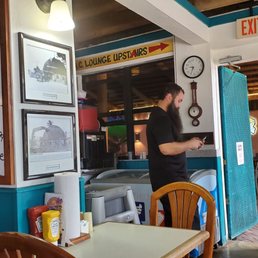 DOC’S BEACH HOUSE - Updated June 2025 - 423 Photos & 617 Reviews ...