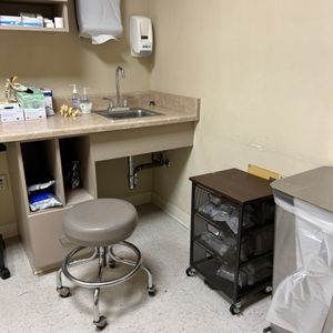 CENTENNIAL SURGERY CENTER - Updated May 2025 - 502 Centennial Blvd ...