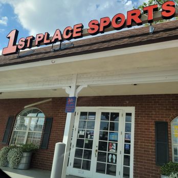 1ST PLACE SPORTS - BAYMEADOWS - Updated October 2025 - 44 Photos & 37 ...