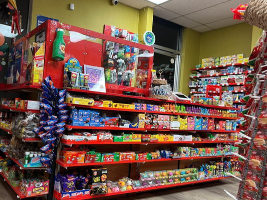 CANDYMANIA - Updated December 2025 - 23 Photos - 3769 Lafayette St ...