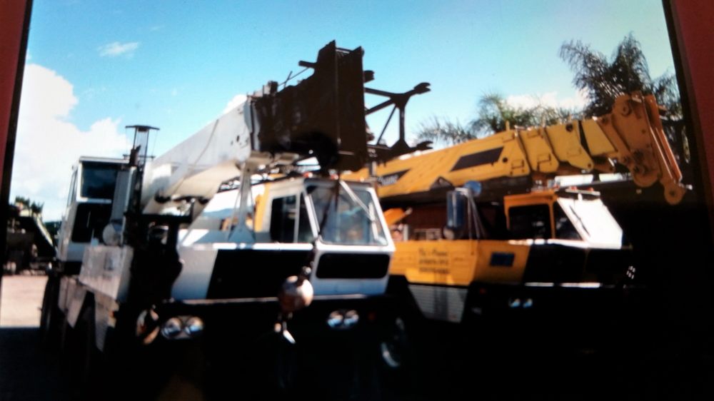 VIC’S CRANE - Updated October 2025 - 15 Photos - Lancaster, California ...