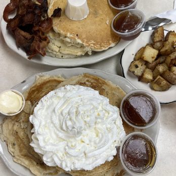 COBLESKILL DINER - Updated October 2025 - 86 Photos & 96 Reviews - 117 ...