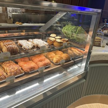 CHEZ BON BON - Updated December 2025 - 454 Photos & 109 Reviews - 2777 ...