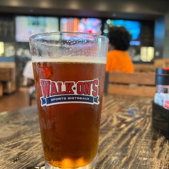 WALK ONS SPORTS BISTREAUX - GONZALES TANGER OUTLET - Updated December ...