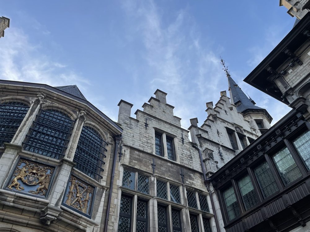 HET STEEN - Updated May 2024 - 55 Photos & 10 Reviews - Steenplein 1 ...