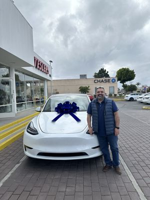 CALIFORNIA BEEMERS TESLERS - Updated January 2026 - 828 Photos & 1410 ...