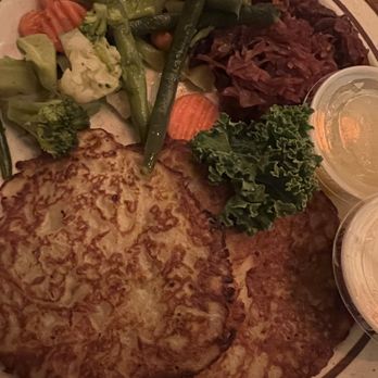 THE DAKOTA INN RATHSKELLER - Updated September 2025 - 246 Photos & 177 ...