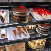 MAISON DE GATEAUX BAKERY - 60 Photos & 19 Reviews - 47-57 43rd St ...