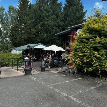 HELVETIA TAVERN - Updated October 2025 - 425 Photos & 583 Reviews ...