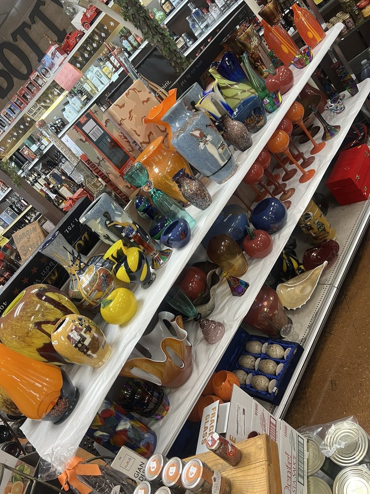 ERNIE’S GENERAL STORE AND DELI - Updated October 2024 - 38 Photos & 63 ...