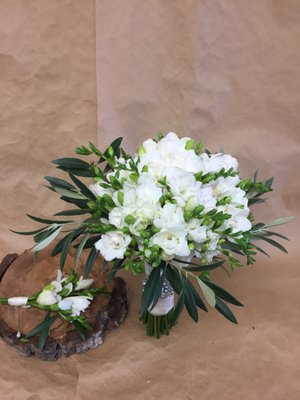 BLOOMIES FLORIST - 67 Photos & 100 Reviews - 23210 Lyons Ave, Newhall ...