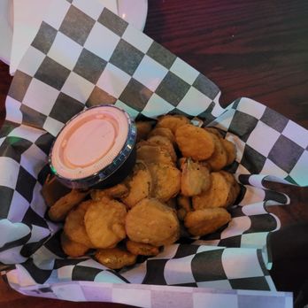 SIDELINES SPORTSBAR & GRILL - Updated July 2025 - 63 Photos & 181 ...