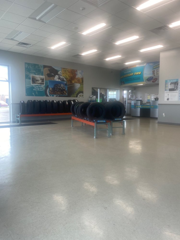 MAVIS DISCOUNT TIRE - Updated October 2025 - 15 Reviews - 816 Black ...