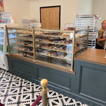 PARLOR DOUGHNUTS - Updated July 2025 - 50 Photos & 32 Reviews - 1109 E ...