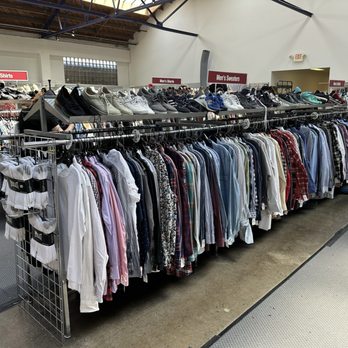 GOODWILL STORE & DONATION CENTER - Updated January 2026 - 114 Photos ...