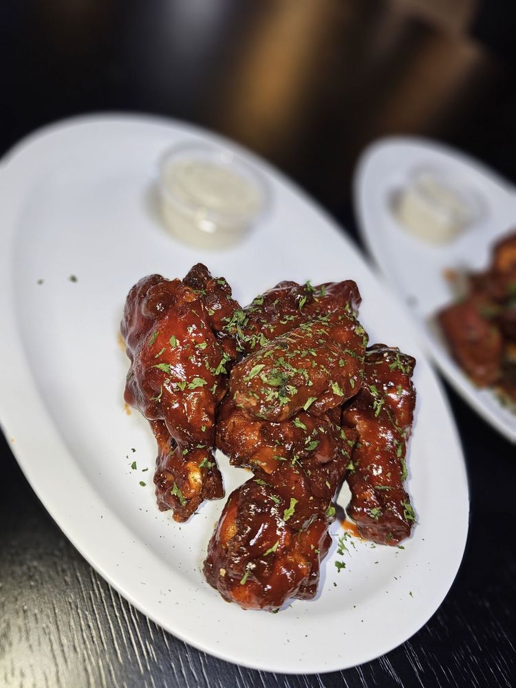 KELLI’S - Updated January 2026 - 23 Photos & 13 Reviews - 210 E 35th St ...