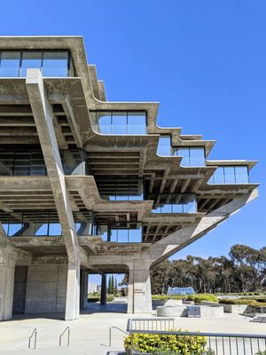 GEISEL LIBRARY - Updated May 2025 - 176 Photos & 74 Reviews - 9500 ...