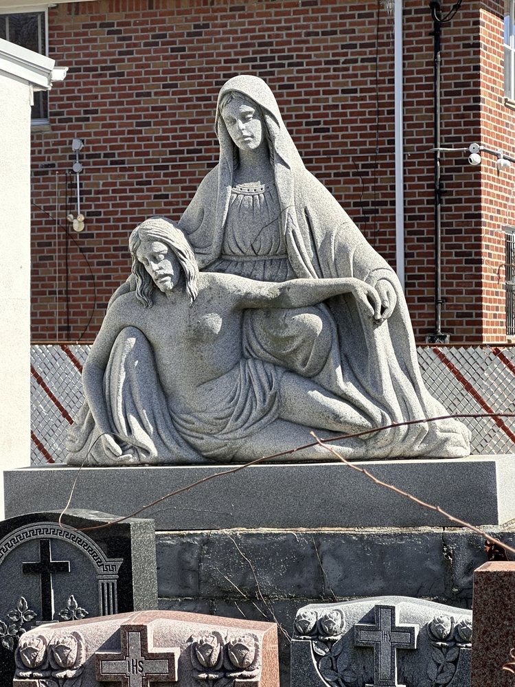 MERIDEN MONUMENTS - Updated January 2026 - 5633 Fresh Meadow Ln, Fresh ...