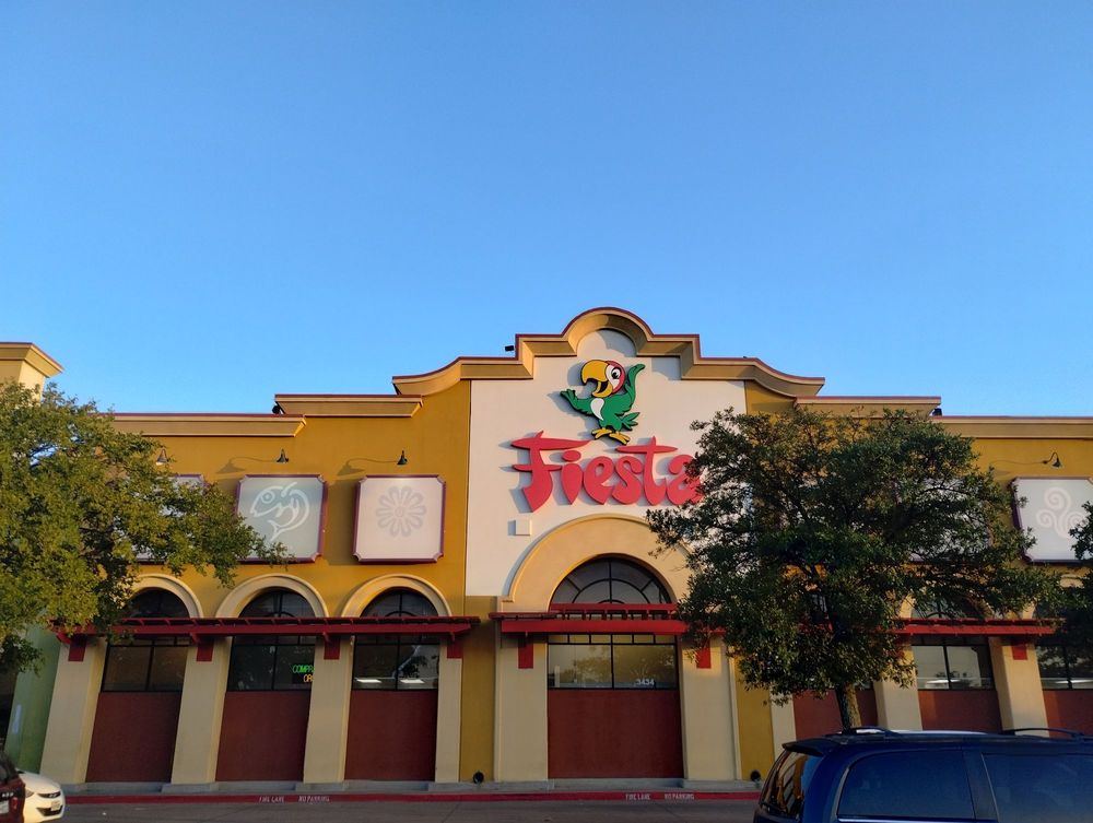 FIESTA MART #71 - Updated October 2025 - 25 Photos & 19 Reviews - 3434 ...