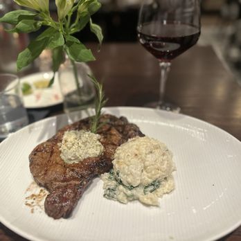 GRILLMARX STEAKHOUSE & RAW BAR - Updated June 2024 - 108 Photos & 64 ...