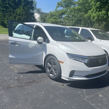 AUTO BOUTIQUE - Updated October 2025 - 51 Photos & 115 Reviews - 1800 ...