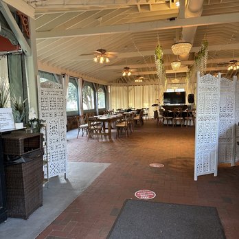 VANDIVER INN - Updated December 2025 - 48 Photos & 61 Reviews - 301 S ...