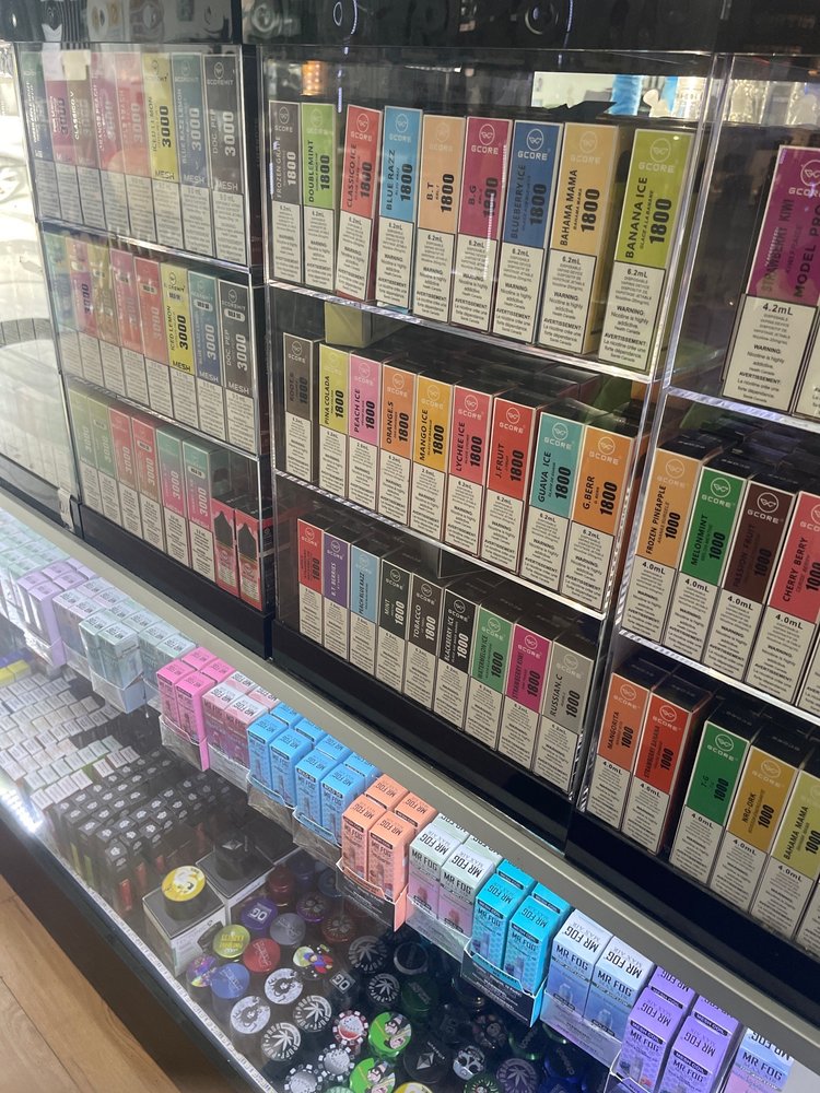 SMOKERS JUNCTION - Updated May 2026 - 13 Photos & 18 Reviews - 1433 17 ...