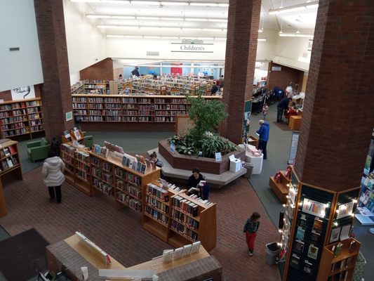 MILLER MEMORIAL CENTRAL LIBRARY - Updated October 2025 - 22 Photos ...