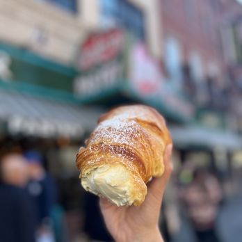 MODERN PASTRY SHOP - Updated November 2024 - 3949 Photos & 2767 Reviews ...