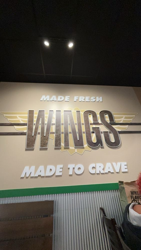WINGSTOP - Updated June 2025 - 11 Reviews - 1957 Fruitville Pike ...