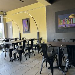 DU LIT - Updated August 2025 - 50 Photos & 40 Reviews - 101 W Broadway ...