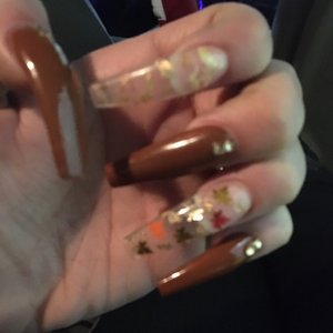 FAVIS NAIL SALON - 105 Photos & 44 Reviews - 1835 Springwells St ...