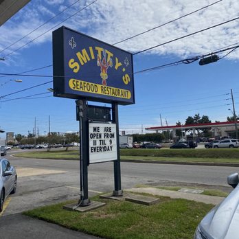 Smitty's seafood store