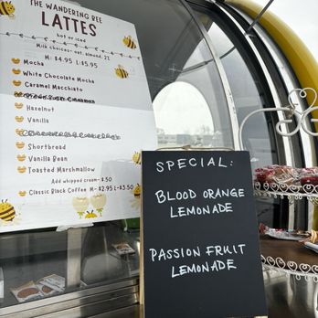 THE WANDERING BEE - Updated October 2025 - 23 Photos - 201 W Kam Dr ...