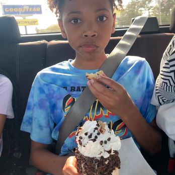 THE CRAZY MASON MILKSHAKE BAR - Updated April 2025 - 41 Photos & 22 ...