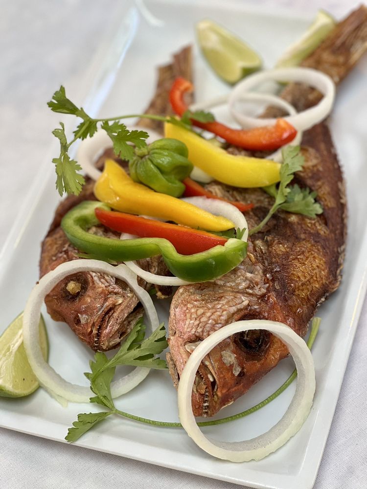 GOLDEN KRUST - Updated November 2025 - 81 Photos & 98 Reviews - 2960 ...